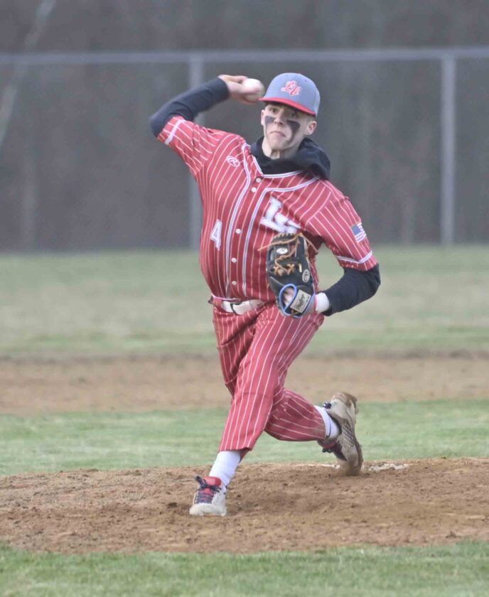 LaBrae holds off Mathews | News, Sports, Jobs - Tribune Chronicle